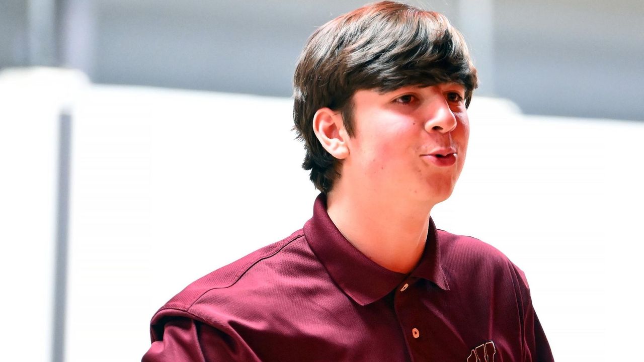 High school sports roundup: Another 300 for Whitman bowler Christopher ...