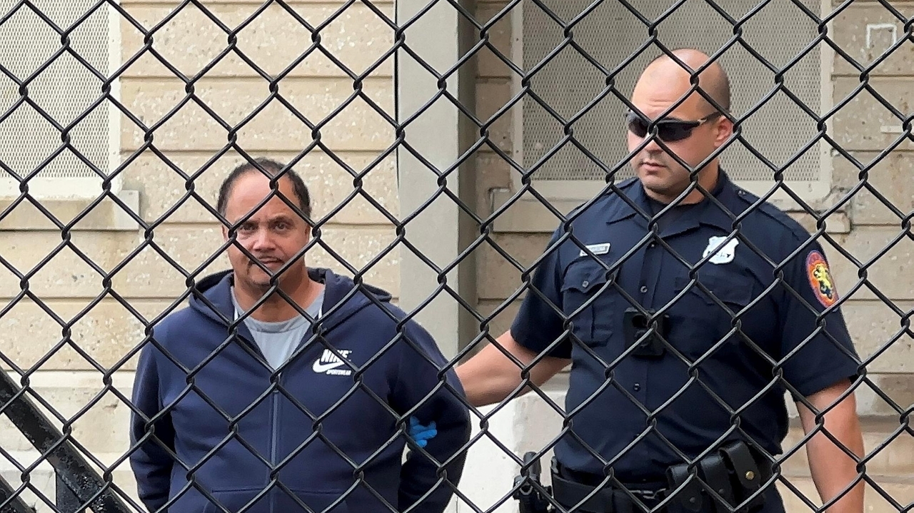 Van driver for people with developmental disabilities charged with rape ...