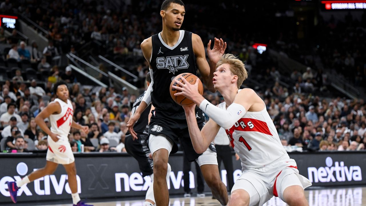 Raptors overcome 22-point deficit, beat Spurs 123-116 in OT - Newsday