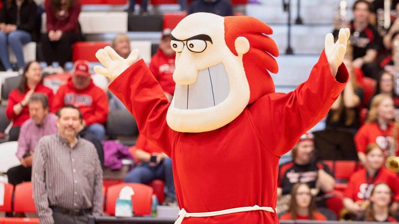 March Madness mascots take center stage during NCAA men's and women's ...