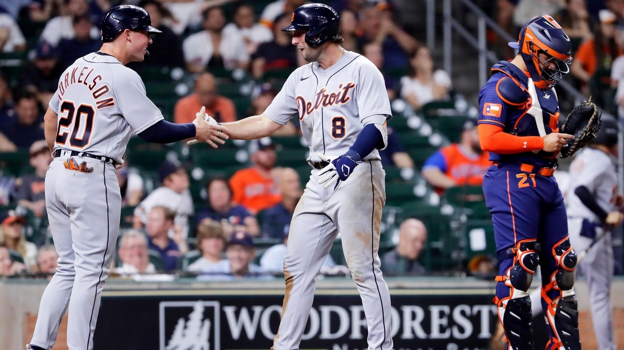 Vierling catch, homer lifts Tigers over Astros 7-6 in 11 - Newsday