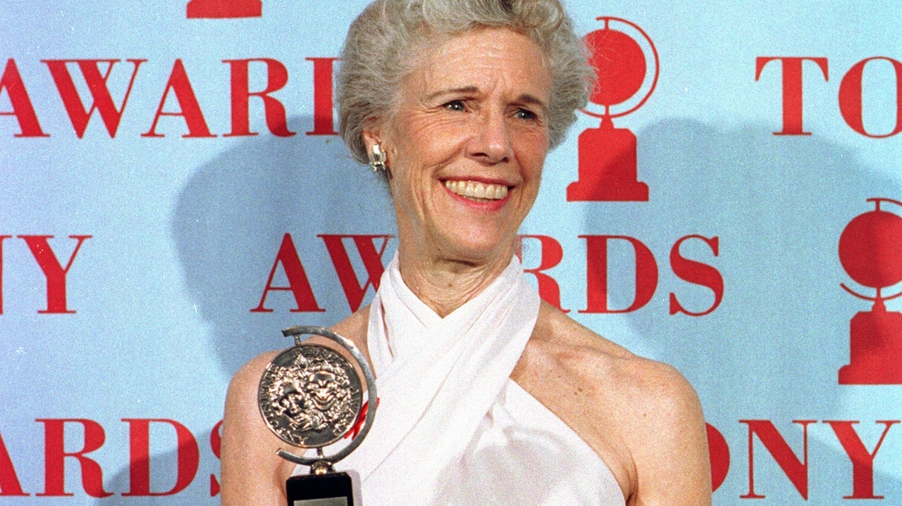 Frances Sternhagen, Tony Award-winning actor who was familiar maternal ...