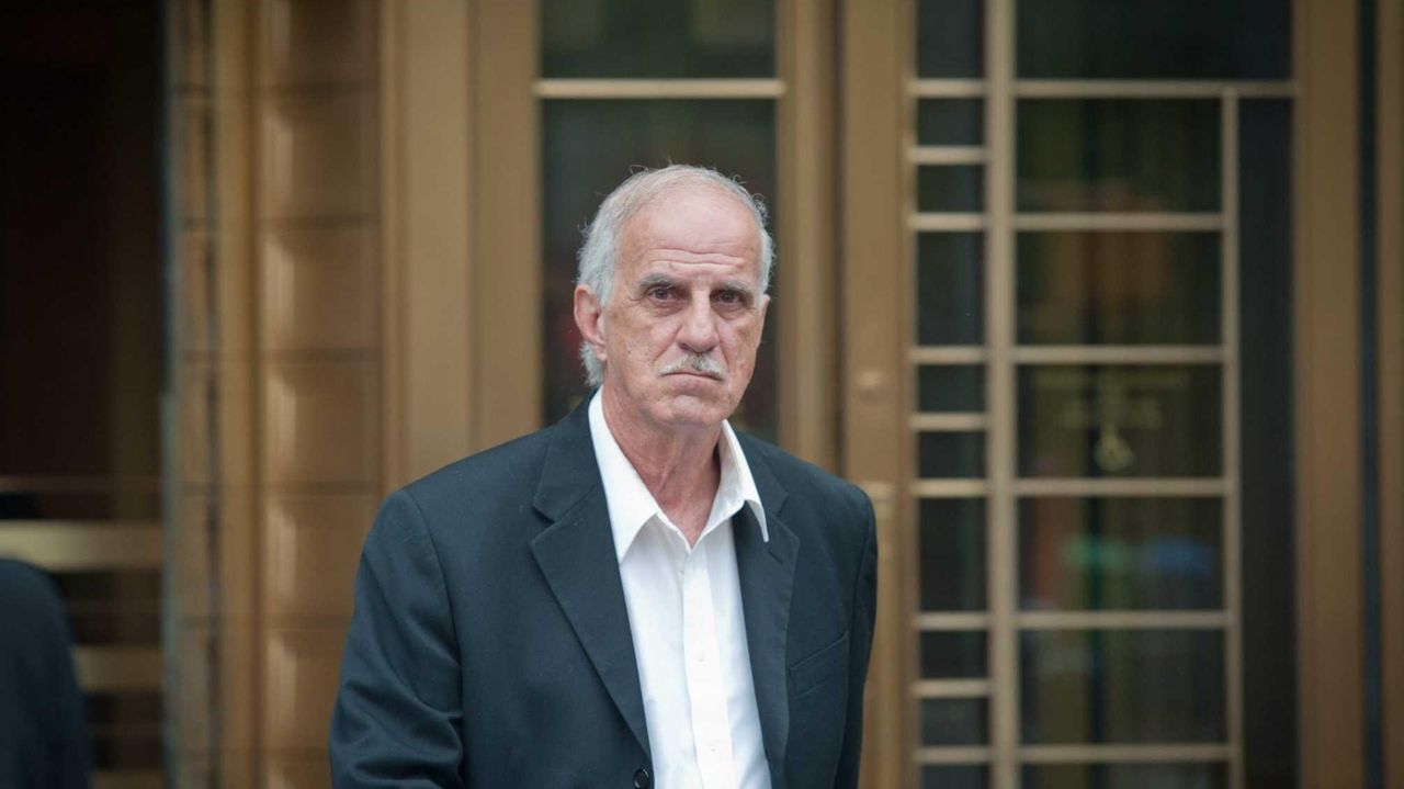 Former electrician gets probation in LIRR disability fraud case - Newsday