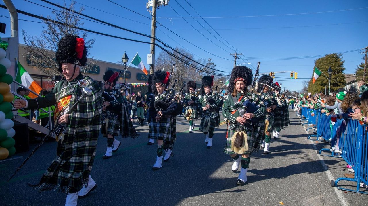 Bethpage St. Patrick's Day parade young and festive at 32 - Newsday