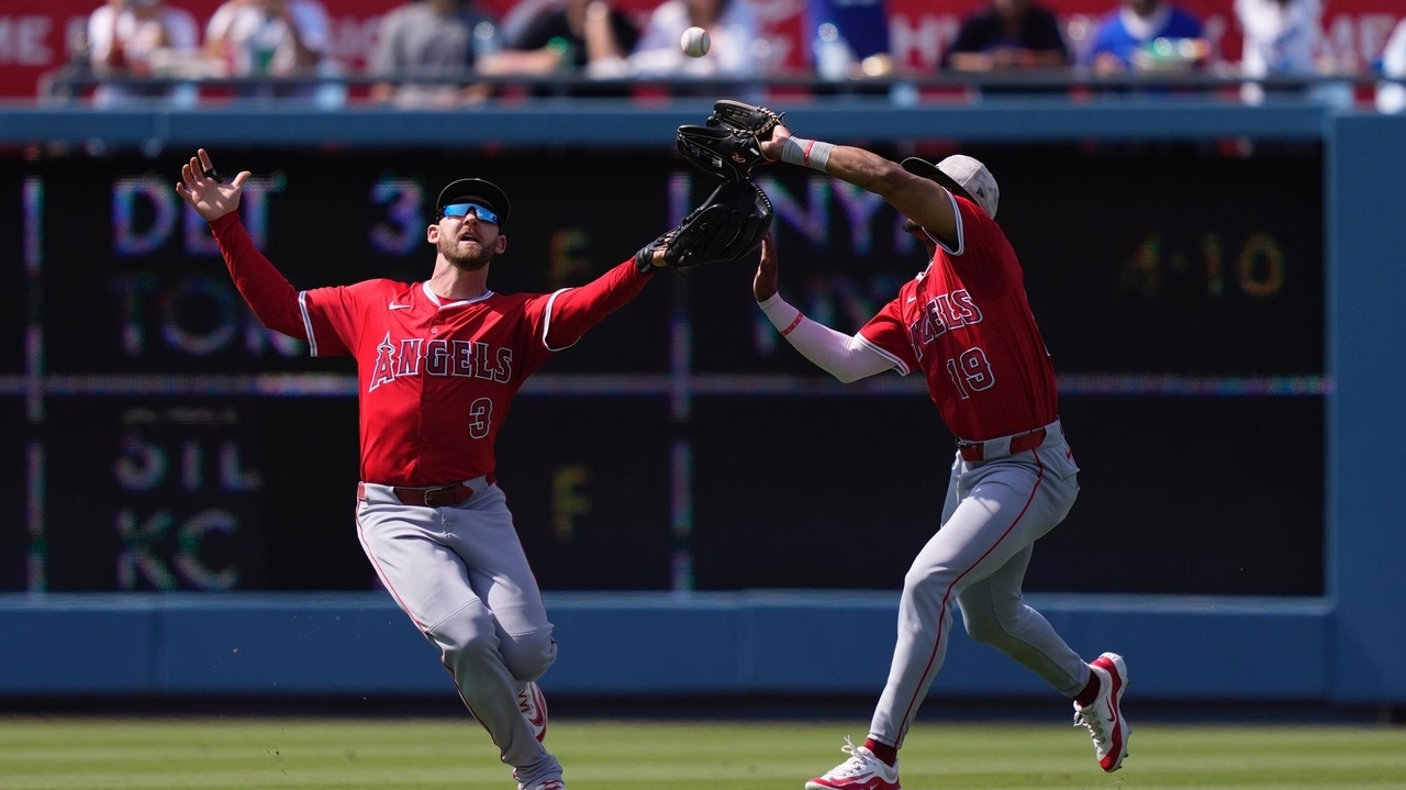 Travis d'Arnaud's tiebreaking homer in 8th leads Angels over Dodgers 6 ...