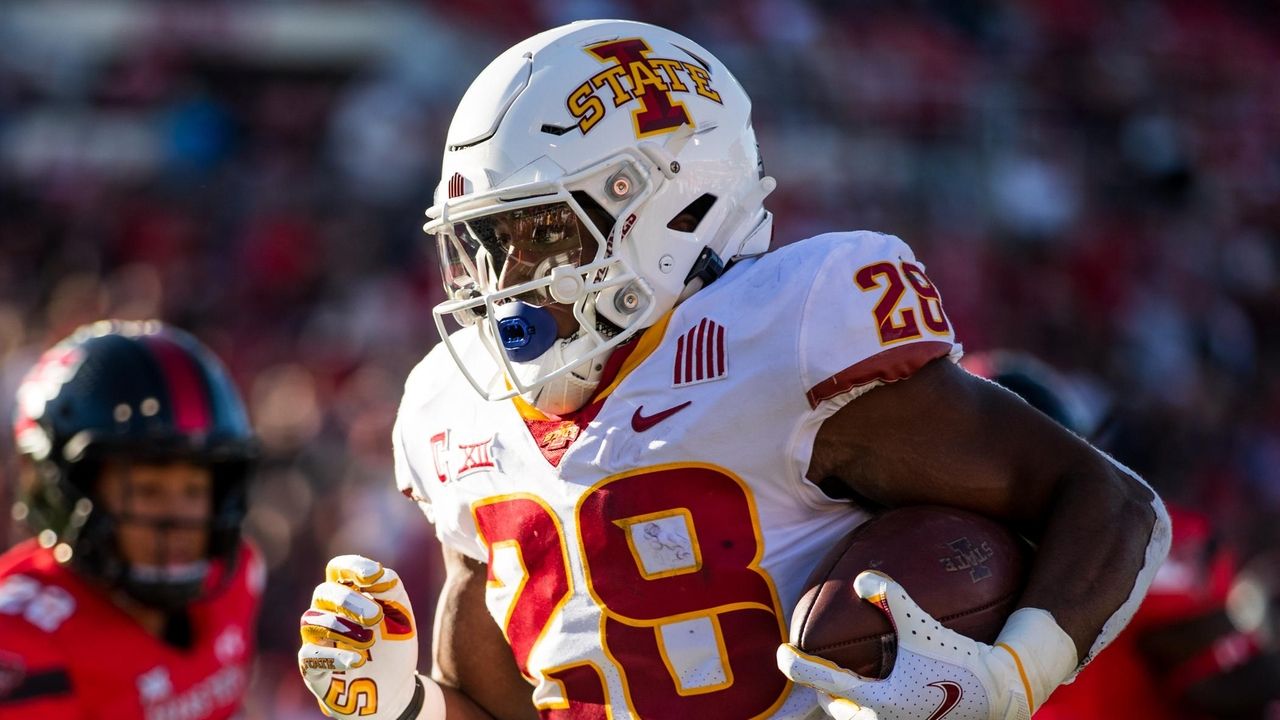 Jets choose Lindenhurst product Ruckert, are thrilled to get the tight ...