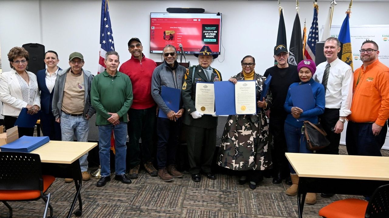 LI ceremony of National Vietnam Vets Day honors LGBTQ+ who served - Newsday