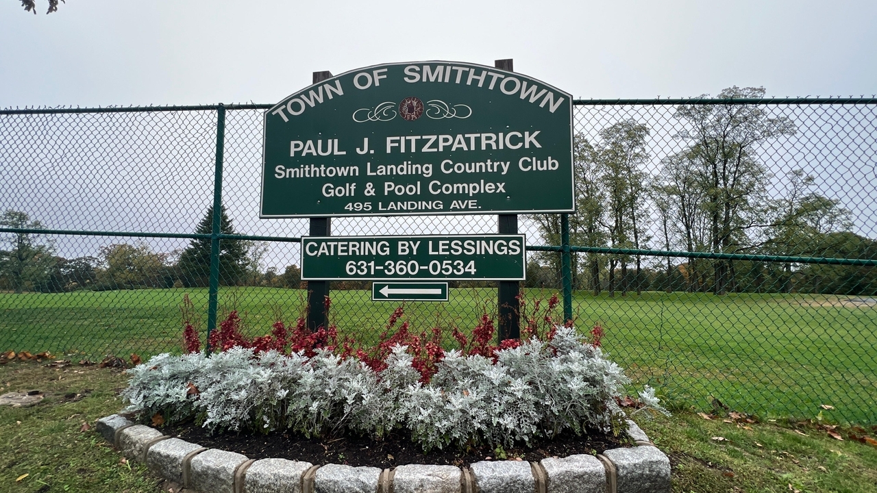 Deli owner picked to run Smithtown Landing Country Club will pay more ...