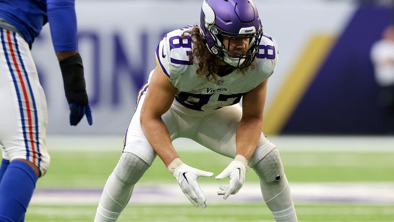 T.J. Hockenson is recovering from an ACL repair and hoping the NFL ...