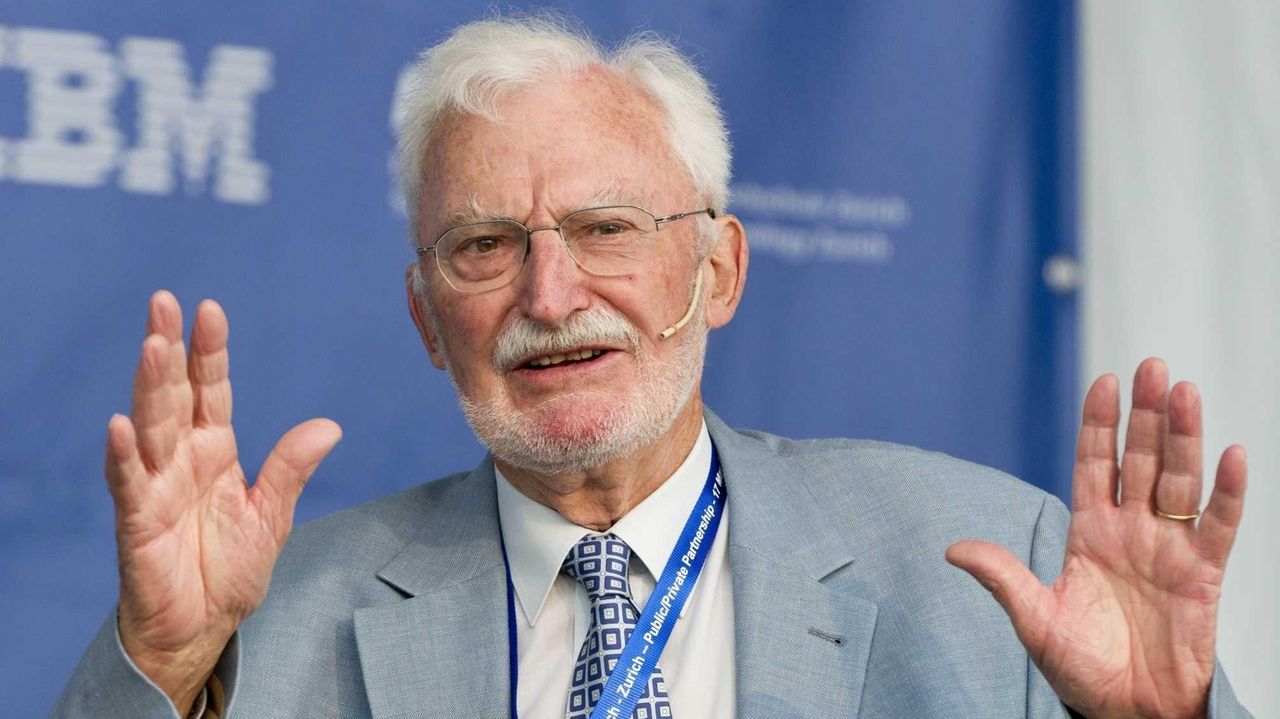 Heinrich Rohrer, Nobel Prize-winning scientist, dies - Newsday