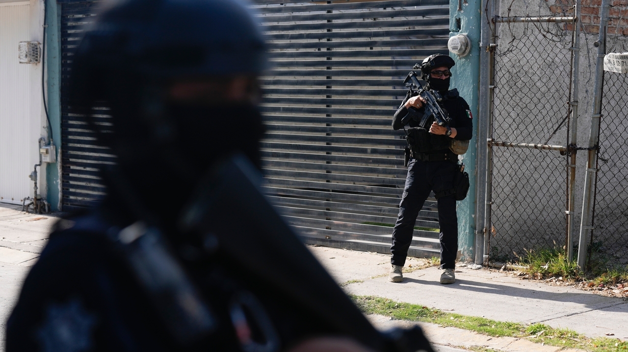 Mexico's most dangerous city for police suffers simultaneous attacks ...