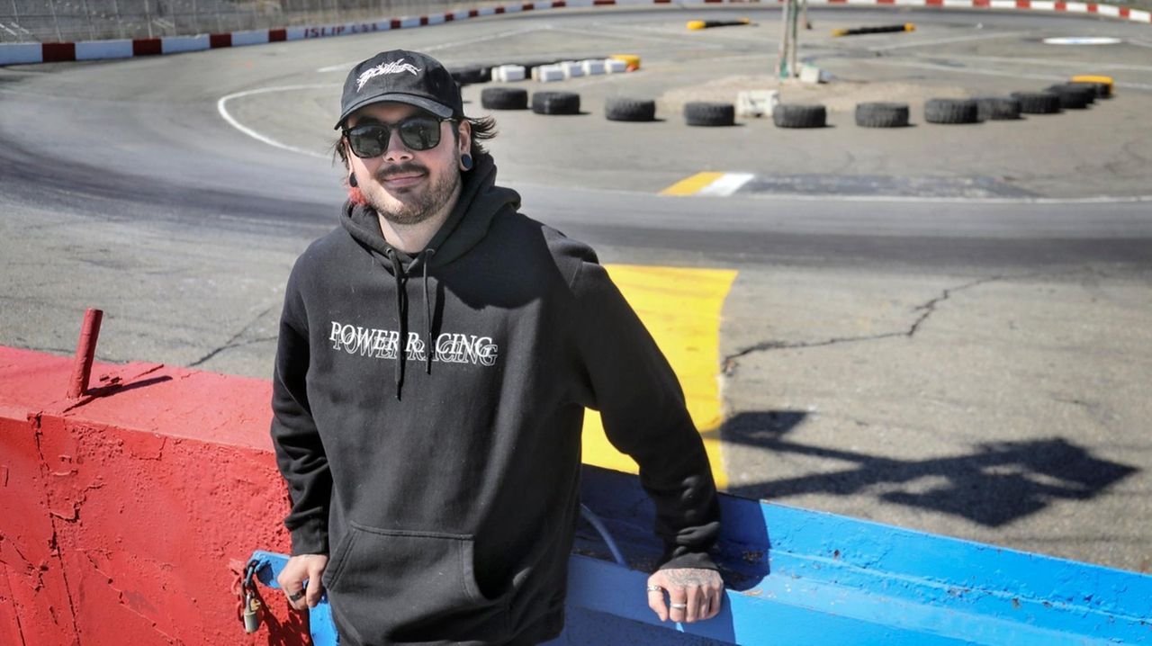 LI's Mike Power drifting upward in pro racing circuit - Newsday