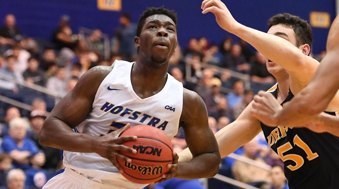 Hofstra named CAA favorites in men's basketball preseason poll - Newsday