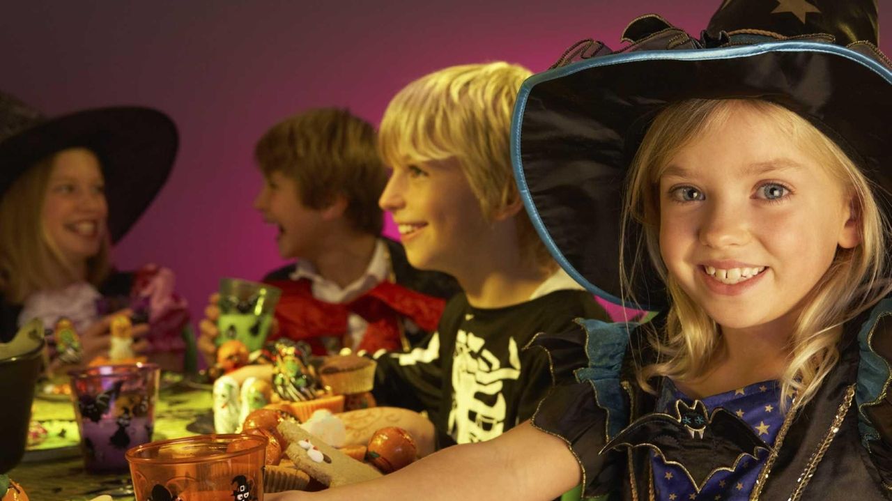 Free Halloween events for kids at Long Island malls - Newsday