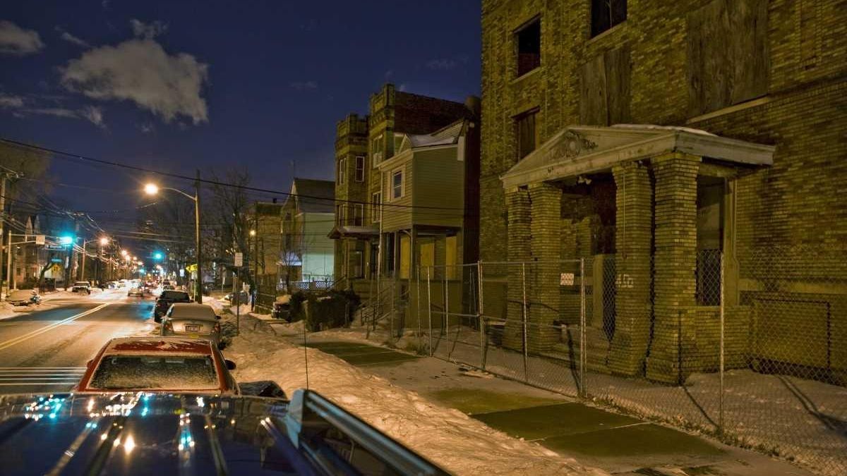 Probe: Failed HUD projects lost millions - Newsday