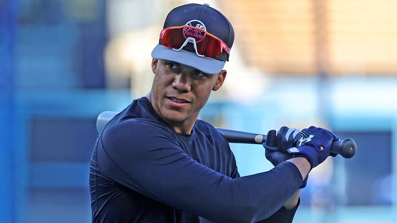 Mets make Juan Soto deal official, set introductory news conference for Thursday at Citi Field ...